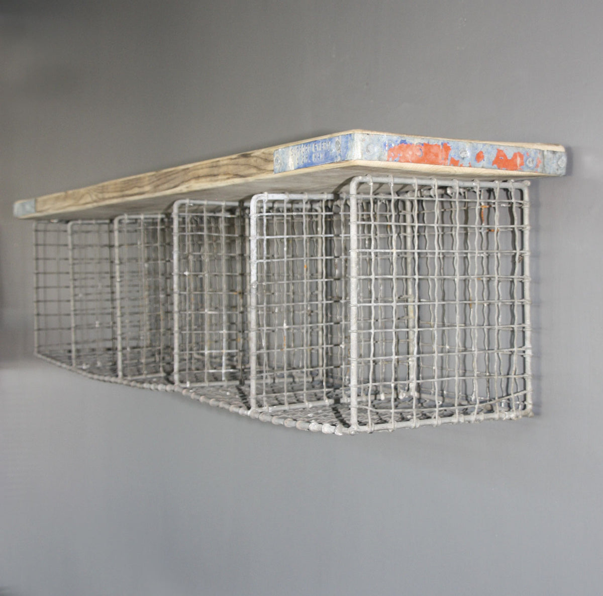 Industrial Wire Storage Shelf – InekoHome